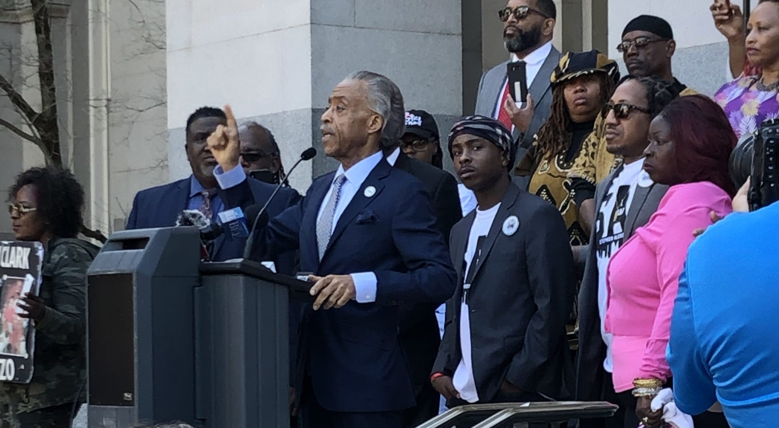 California’s revised use-of-force bill may not put more officers on ...