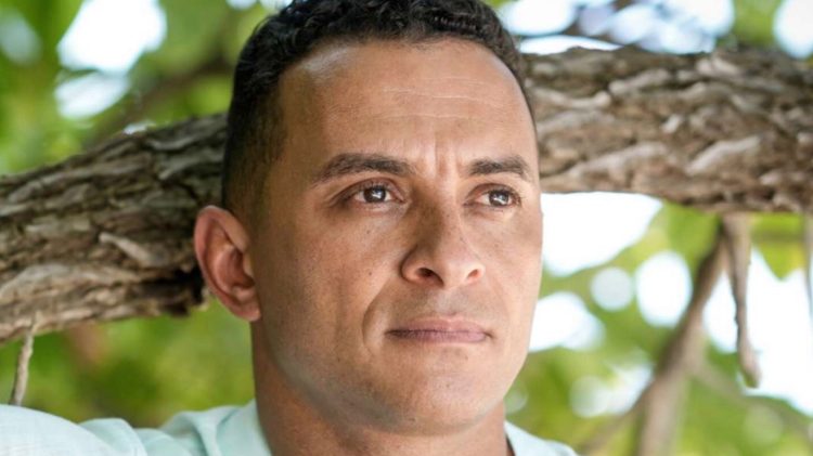 Upcoming in Sacramento, ‘Nutshell’ storyteller Joe Hunter talks ...